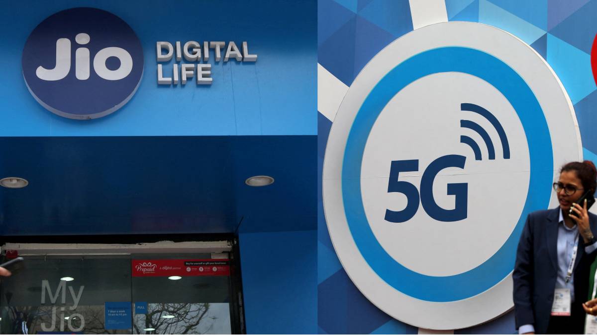 Jio introduces best 5G plan, offers 90 days validity with unlimited ...