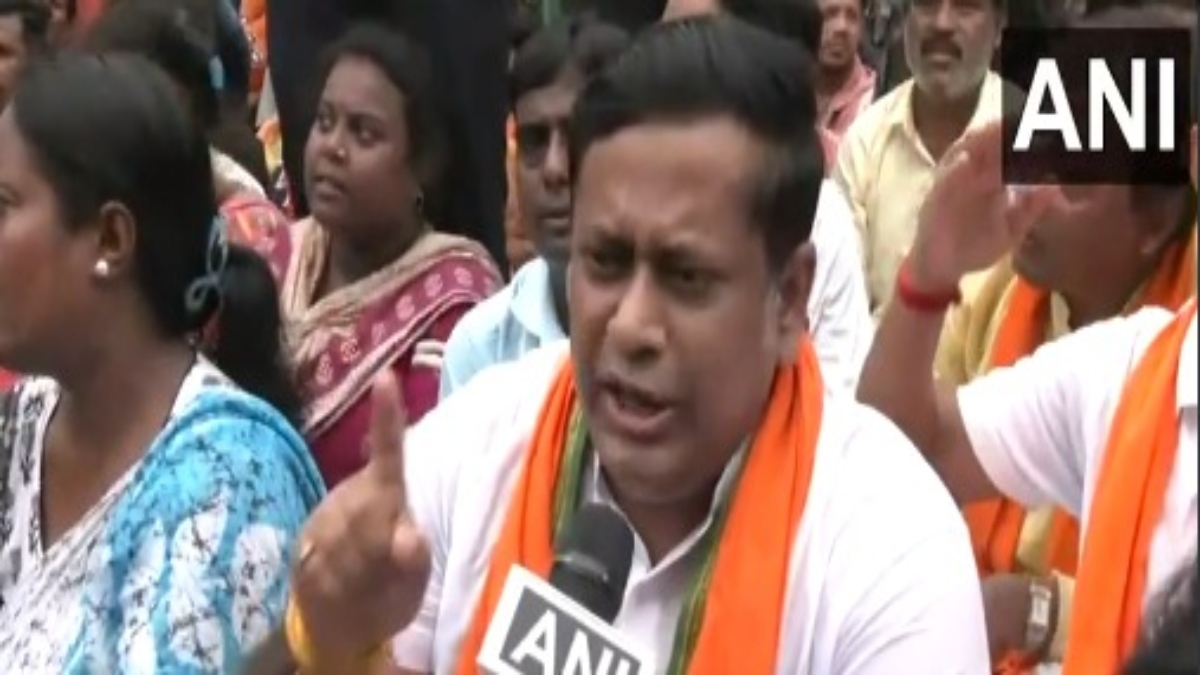 BJP leaders stage sit-in protest against rape, murder of 10-year-old ...