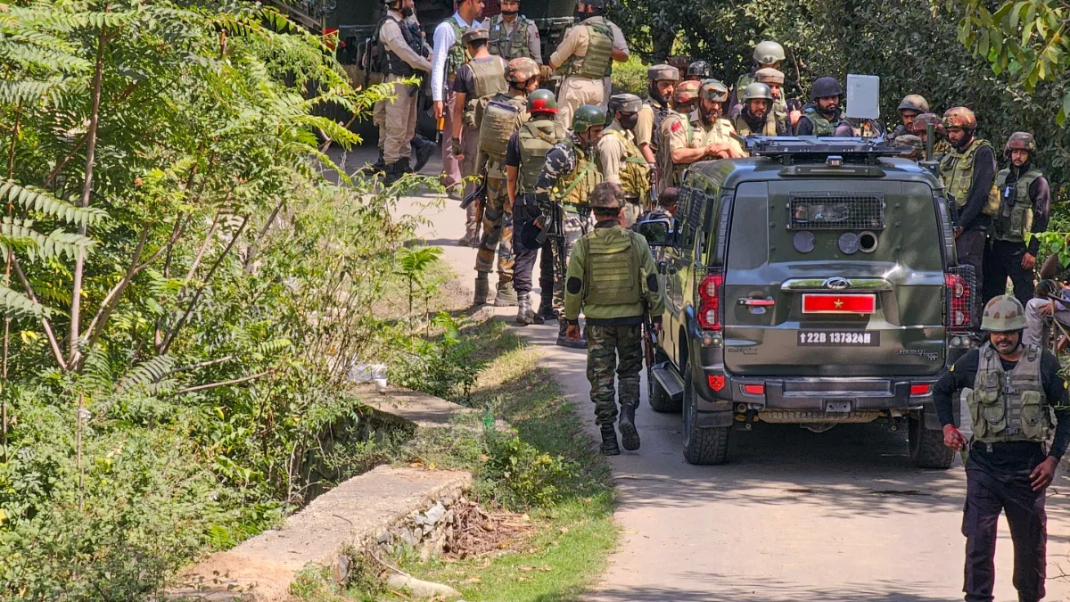 Grenade explosion in Baramulla court evidence room injures policeman | Jammu-and-kashmir News ...