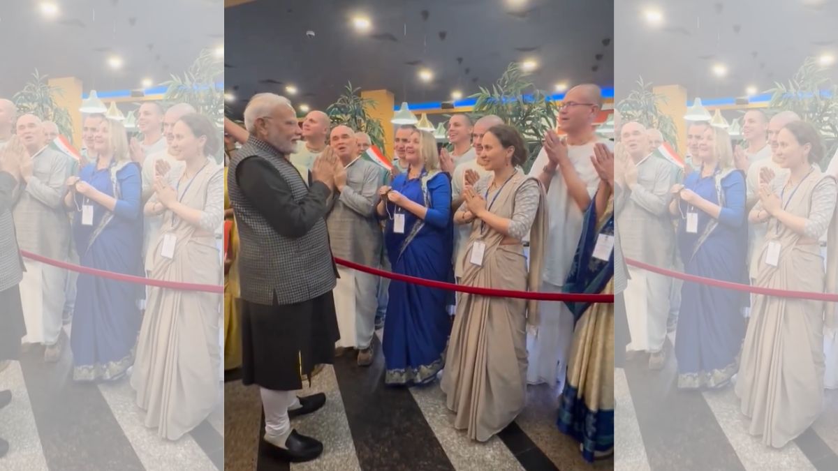 BRICS Summit: Russian nationals perform Krishna Bhajan to welcome PM ...
