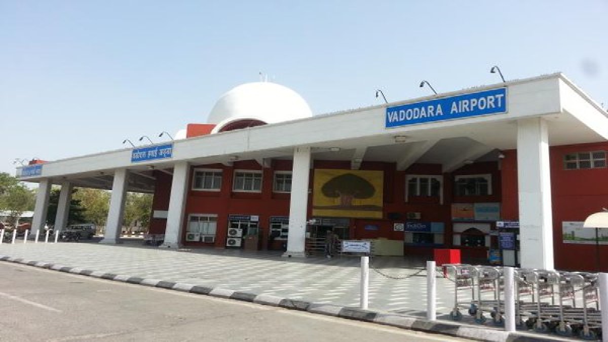 Gujarat: Airport, including in Vadodara, Ahmedabad receives bomb threat ...