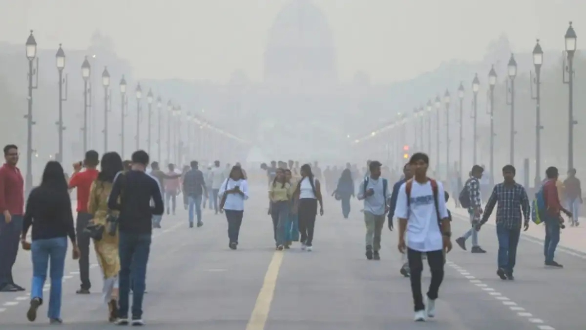 Delhi's air quality continues to be 'severe', smog blankets city, AQI ...