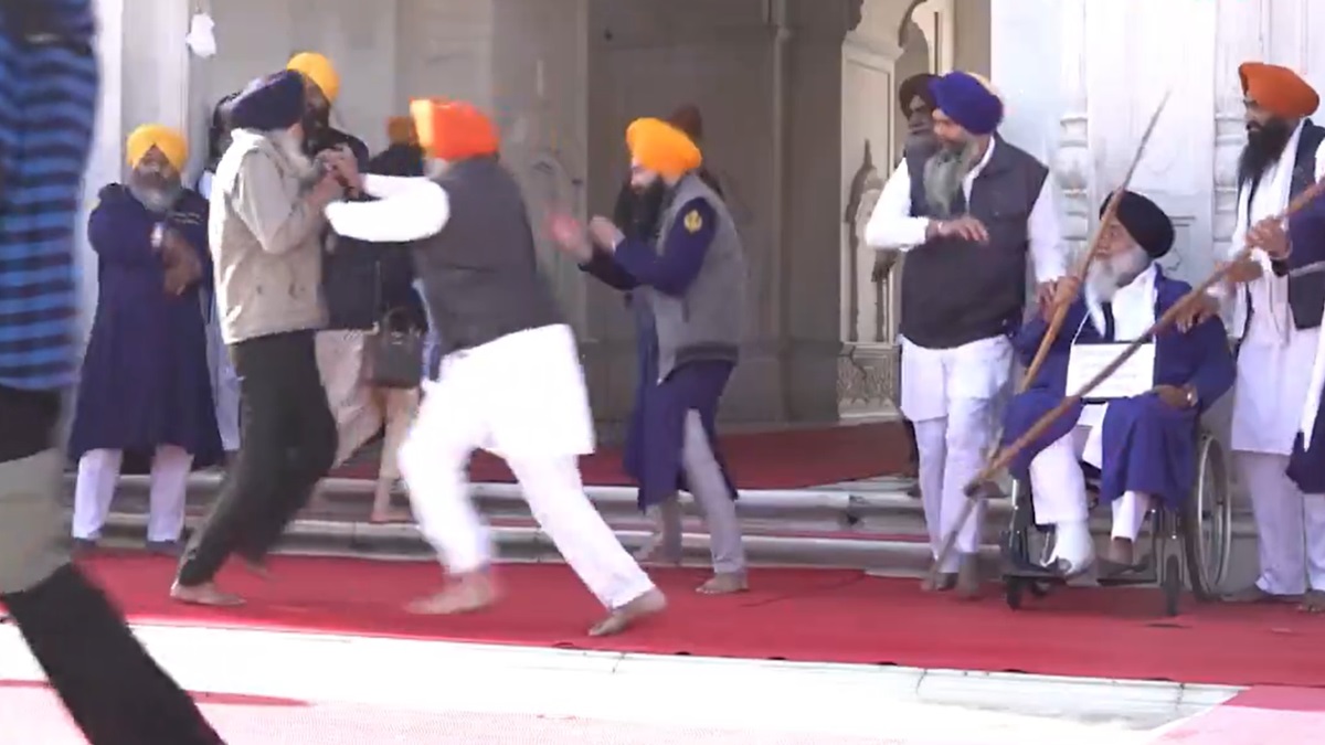 Sukhbir Singh Badal attacked: Man opens fire at Akali Dal leader at entrance of Golden Temple ...