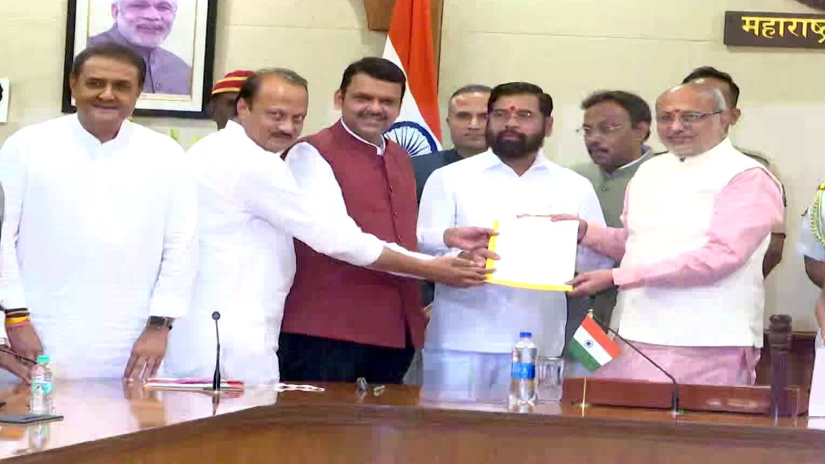 Maharashtra: Devendra Fadnavis, Shinde, Ajit Pawar stake claim to form government | Maharashtra ...