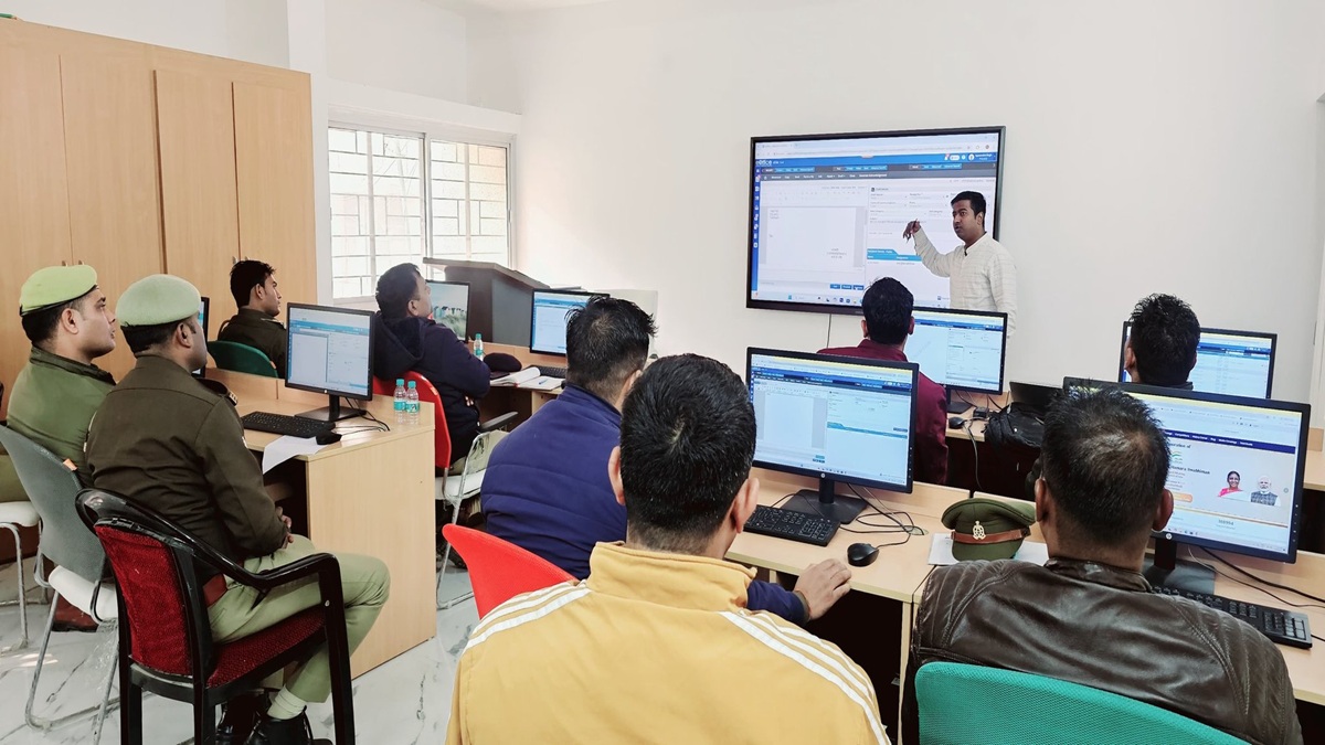 Kannauj Police goes paperless first in Uttar Pradesh to adopt e office system law and order dgp ...