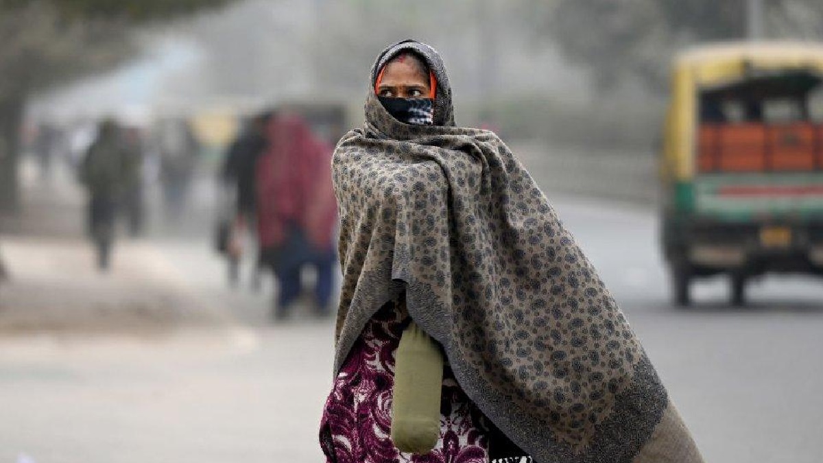 UP weather: Intense cold grips state as temperature dips by 5 degrees ...