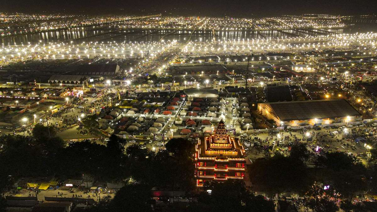 Mahakumbh: Uttar Pradesh tourism department will host drone show to ...