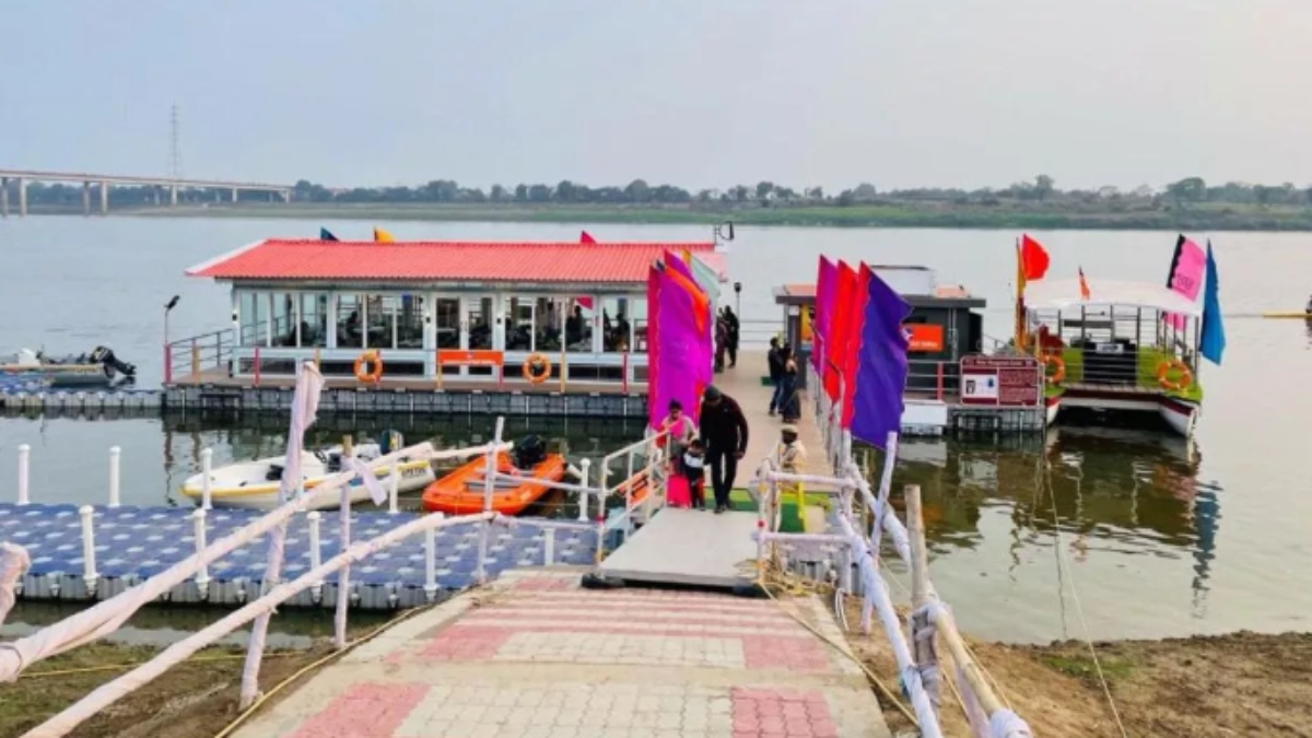 Mahakumbh: High-speed boats with VVIP security for devotees will ...