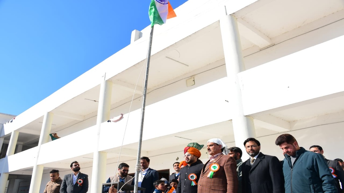 J-K: Special Republic Day function held for 350 residents hit by mysterious deaths in Rajouri ...