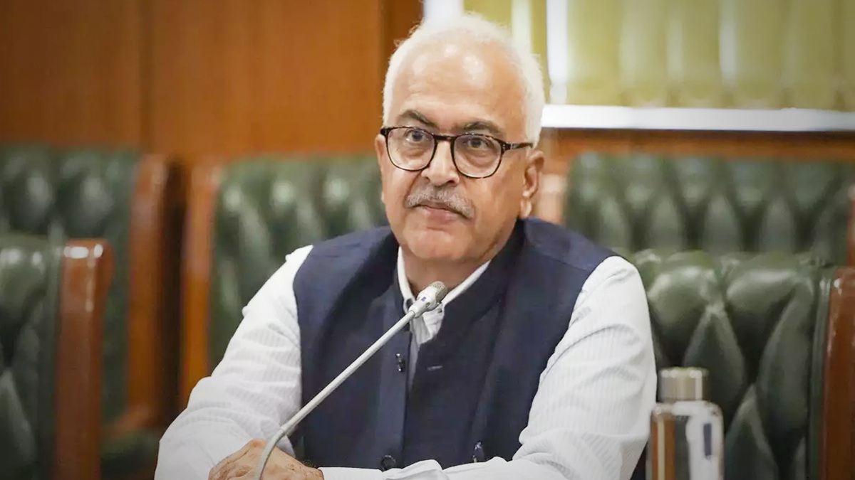 Manipur governor gives 7-day ultimatum to surrender looted weapons ...