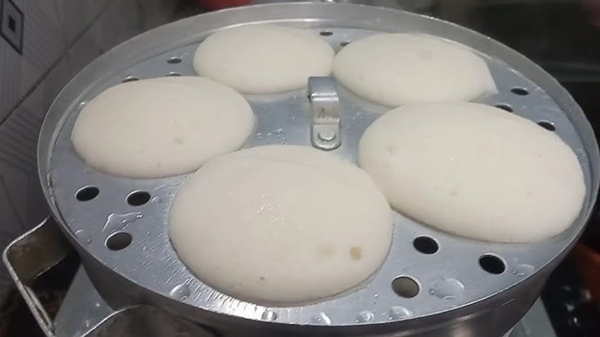 Karnataka bans plastic use in idli making after hotels found using ...