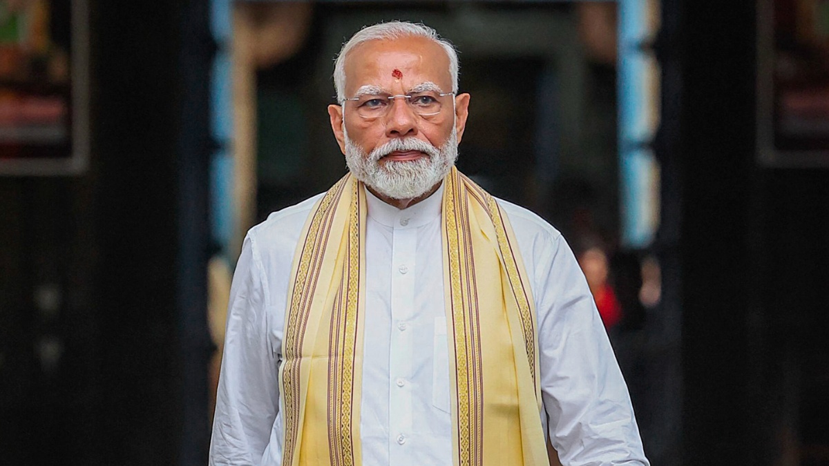 PM Modi to visit Mahakumbh today: Holy dip at Sangam, key events and ...