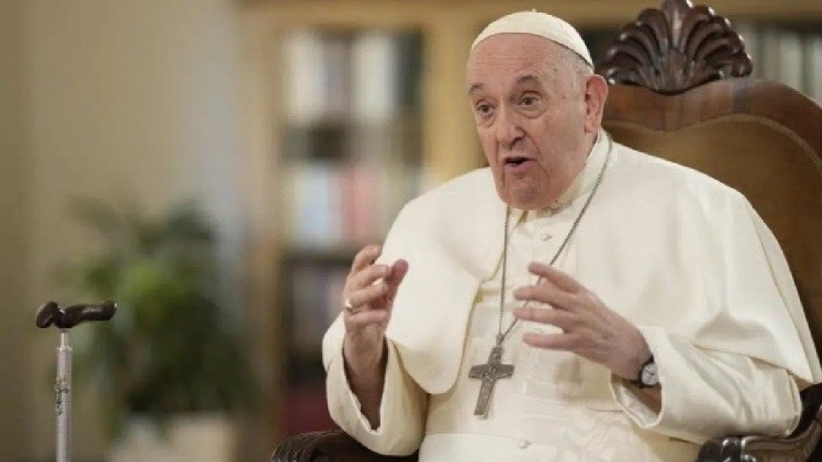 Pope Francis in critical condition amid prolonged respiratory crisis ...