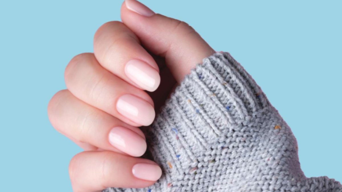 Minimalist Manicure Trend 2025: What are soap nails? Know how to ...