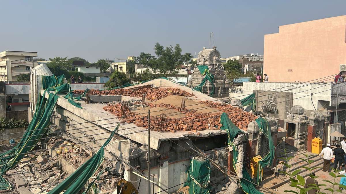Telangana Six storey under construction building collapses in ...