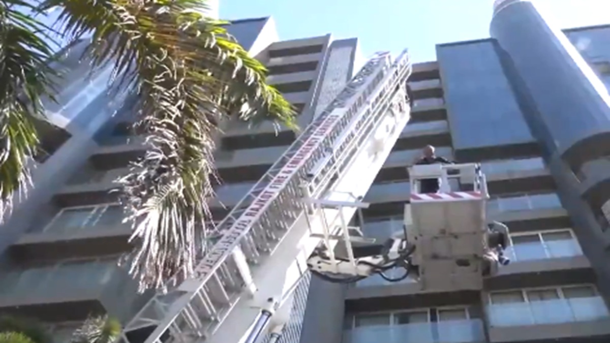 Gujarat fire breaks out at Atlantis building in Rajkot deaths injured ...