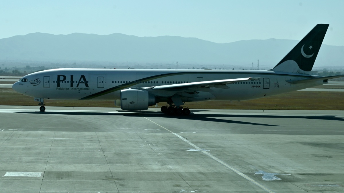 PIA flight lands in Lahore with missing wheel, investigation underway ...
