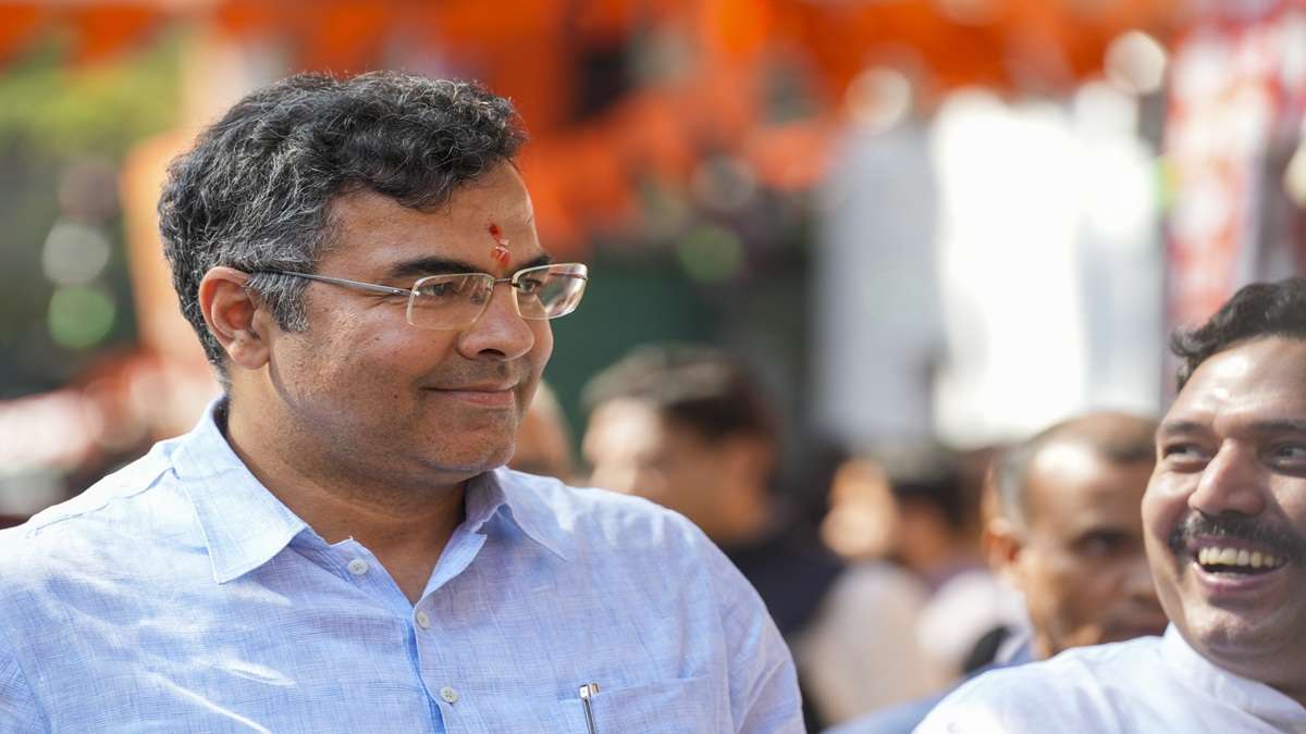 Parvesh Verma DELHI PWD MINISTER orders Executive Engineer suspension ...