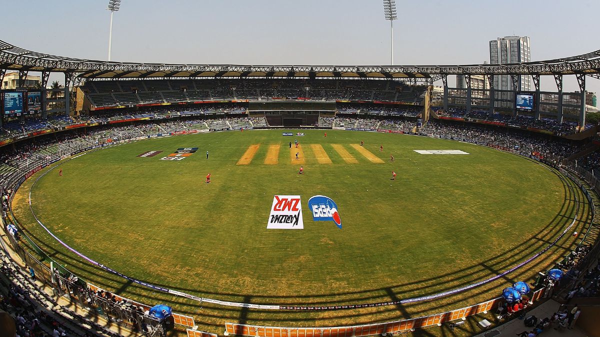 MI vs KKR pitch report: How will surface at Wankhede Stadium in Mumbai ...