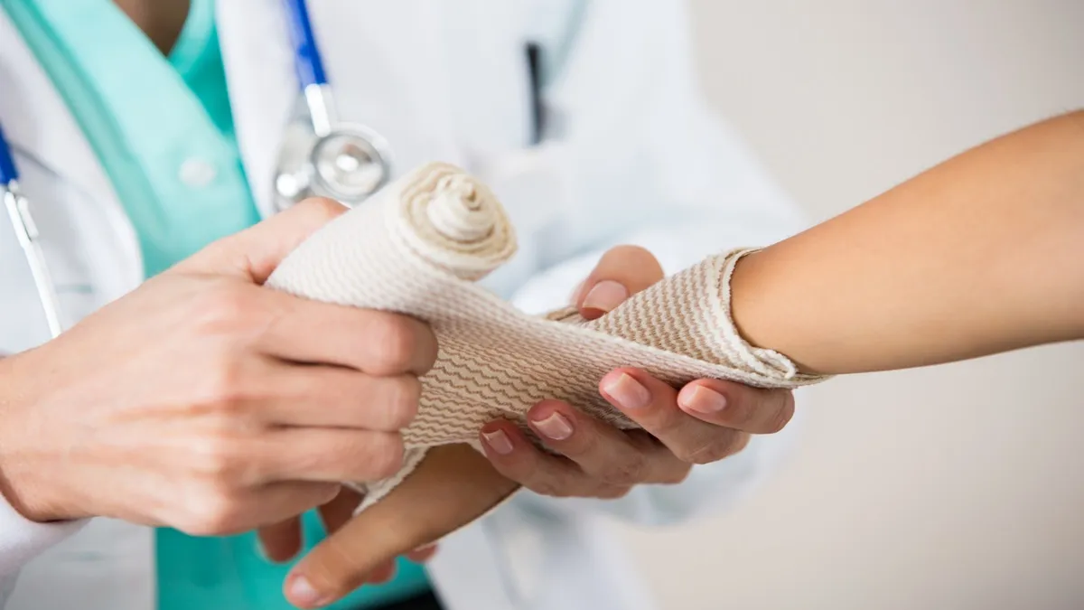 Gujarat: 40 students cut their wrists with blade for Rs 10 cash prize ...