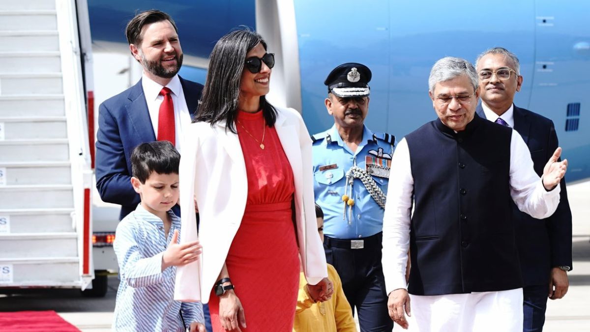 JD Vance arrives in India: US Vice President to meet PM Modi in Delhi ...