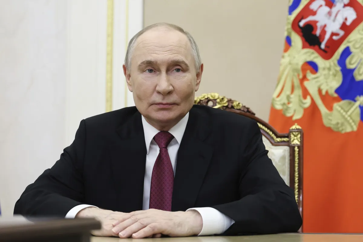 Putin has narrow escape as Ukrainian drone targets his helicopter in ...