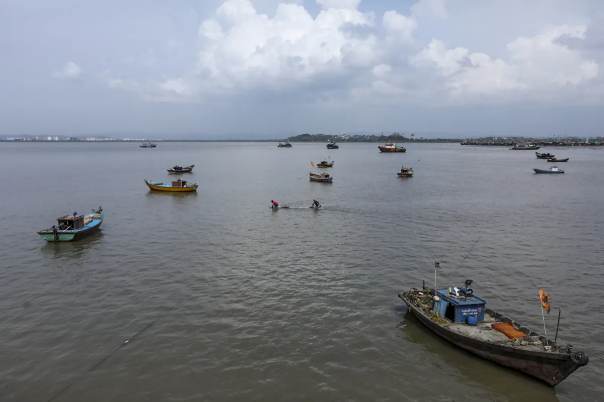 Monsoon arrives in Maharashtra, earliest onset in 35 years | Here's ...