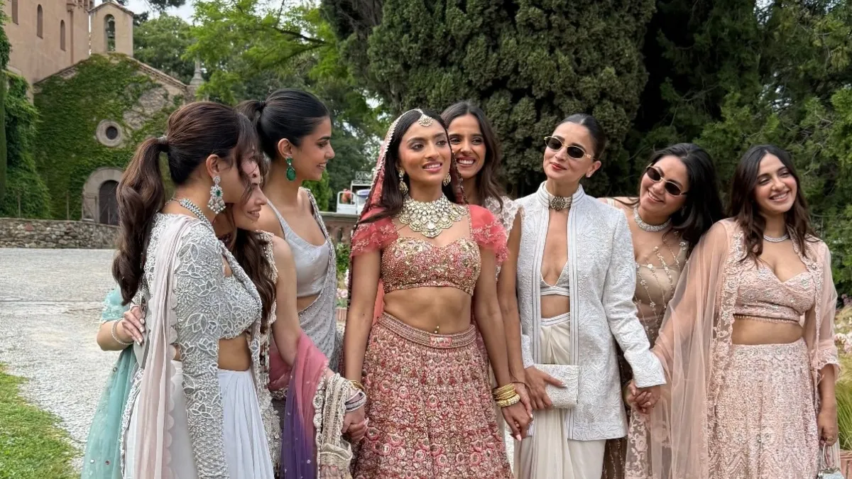 Alia Bhatt stuns in all-white ensemble at her friend's wedding in Spain ...