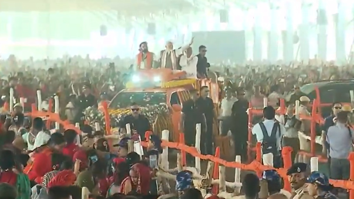 PM Modi holds roadshow, greets people in Bihar's Karakat: Here's what's ...