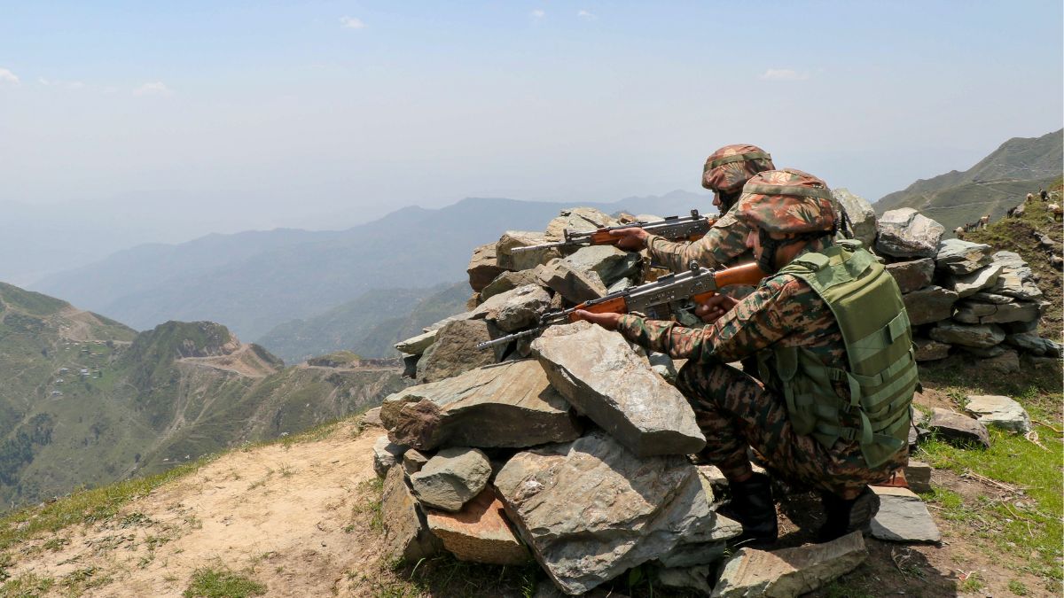 Operation Trashi: One soldier martyred in ongoing gunfight with terrorists in J-K's Kishtwar ...