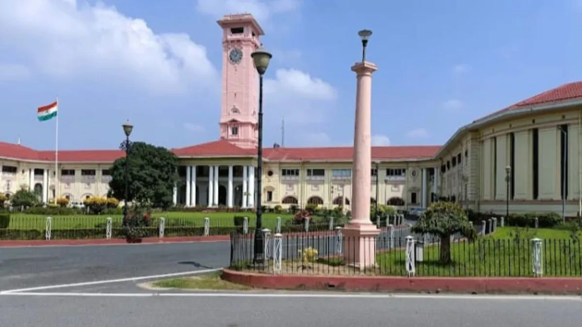 Patna Secretariat clock tower to be shortened for safer flight landings ...