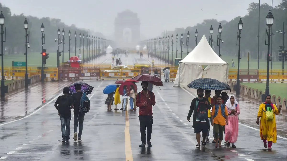 Delhi weather today: IMD forecasts thunderstorm, heavy rainfall in national capital, AQI remains ...