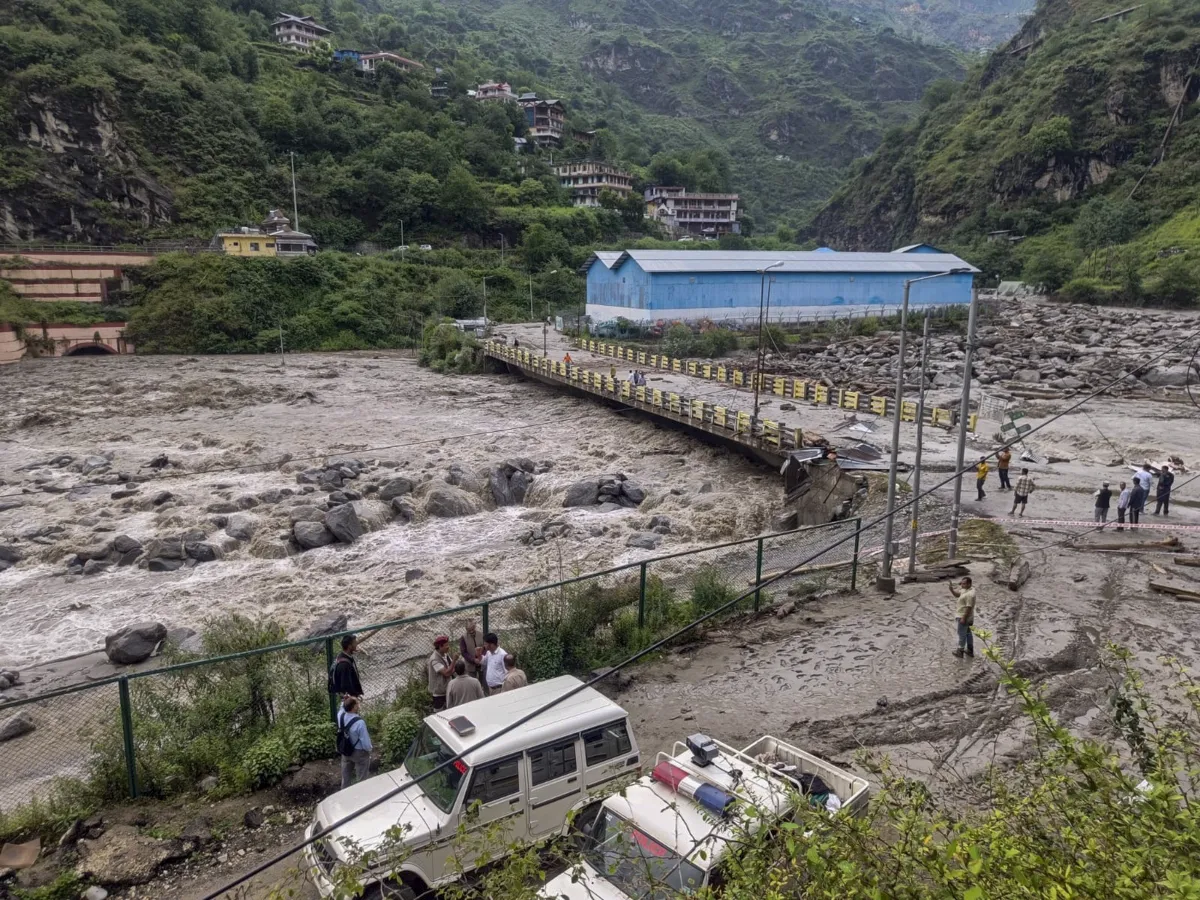 Two dead, 20 feared swept away as cloudbursts, flash floods wreak havoc in Himachal's Kangra ...