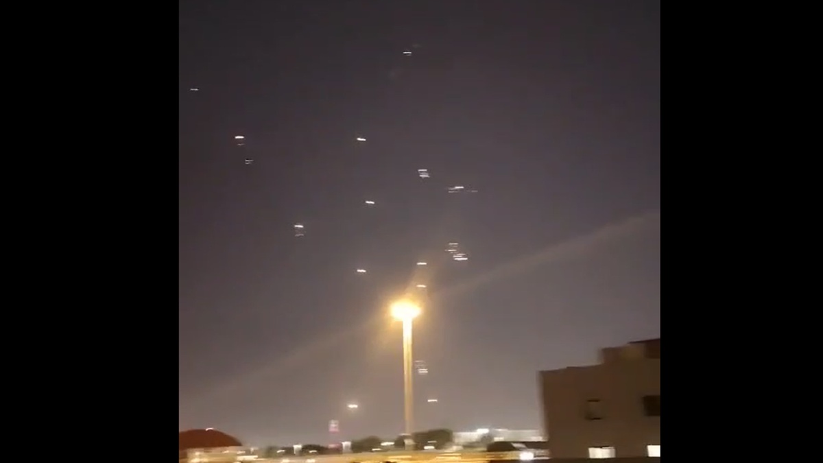 Indian Embassy in Qatar issues advisory, urges citizens to stay indoors ...