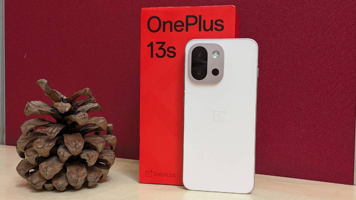OnePlus 13s with Snapdragon 8 Elite launched in India: A compact threat ...