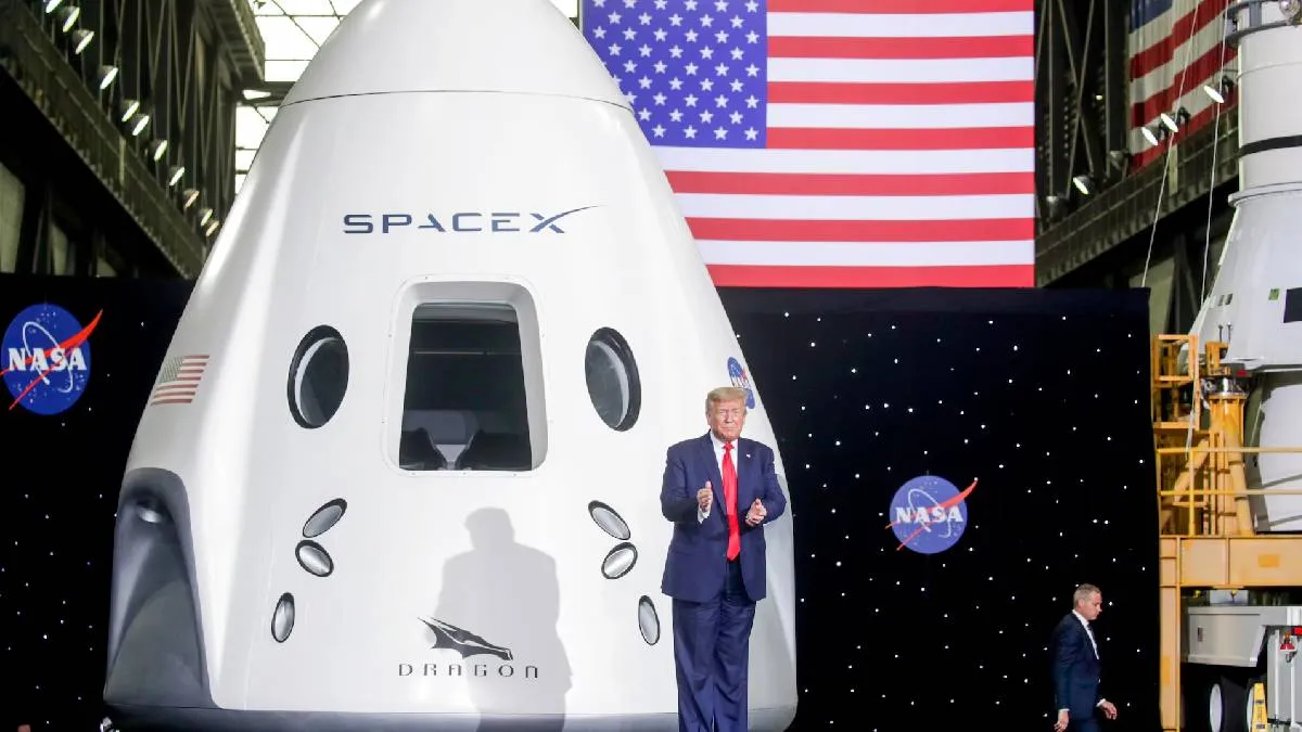 SpaceX CEO Elon Musk eases tensions, no longer threatens Dragon ...