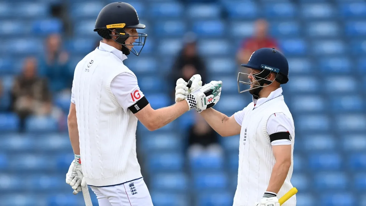 Zak Crawley-Ben Duckett pair breaks 76-year-old world record at ...