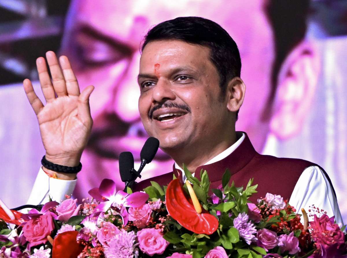 'Language is a subject of dialogue, not dispute': Fadnavis on Marathi-Hindi row in Maharashtra ...