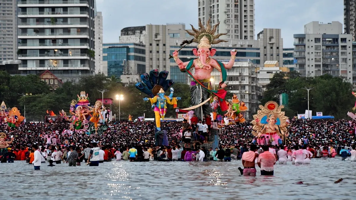 Ganesh Chaturthi 2025 Bombay High Court directs eco-friendly immersions ...