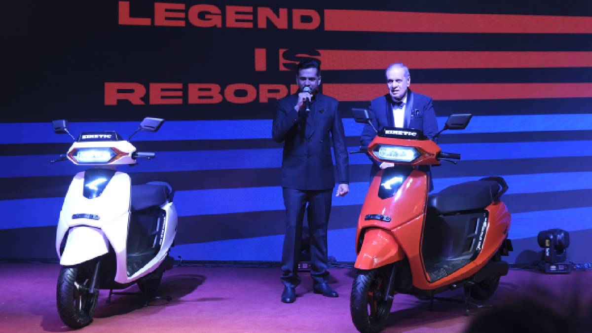 Kinetic re-enters two-wheeler market with electric DX scooter | Auto ...