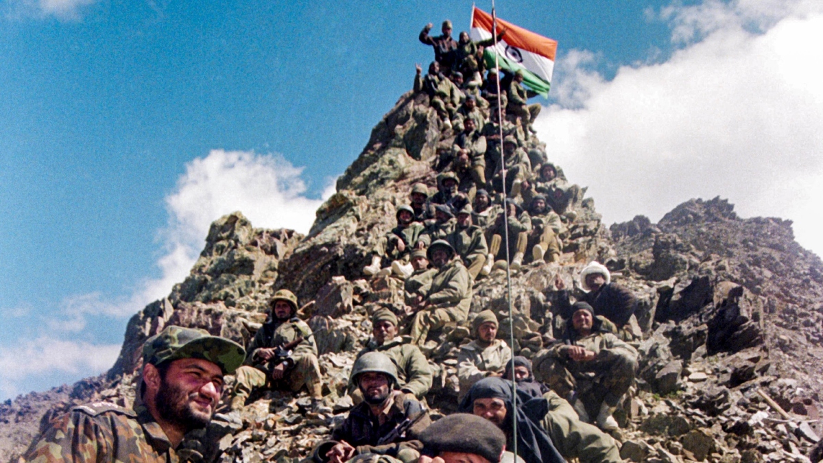 'Honouring bravery, sacrifice of our heroes': President Murmu, PM Modi pay tribute on Kargil ...