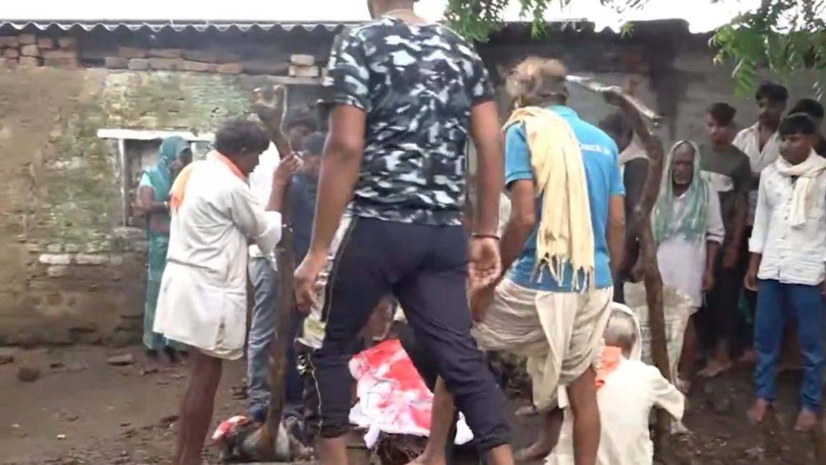 Rajasthan school roof collapse: Mortal remains of 7 students handed ...