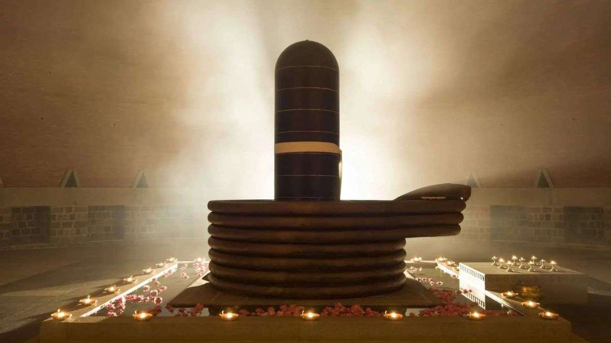 Sawan Somwar 2025: Here's what you should offer Lord Shiva on the first ...