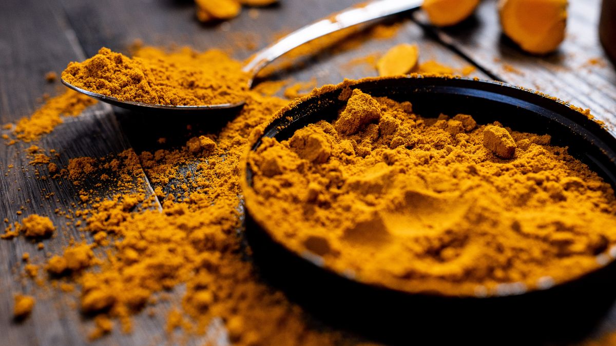 US woman hospitalised after turmeric supplements causes liver damage ...