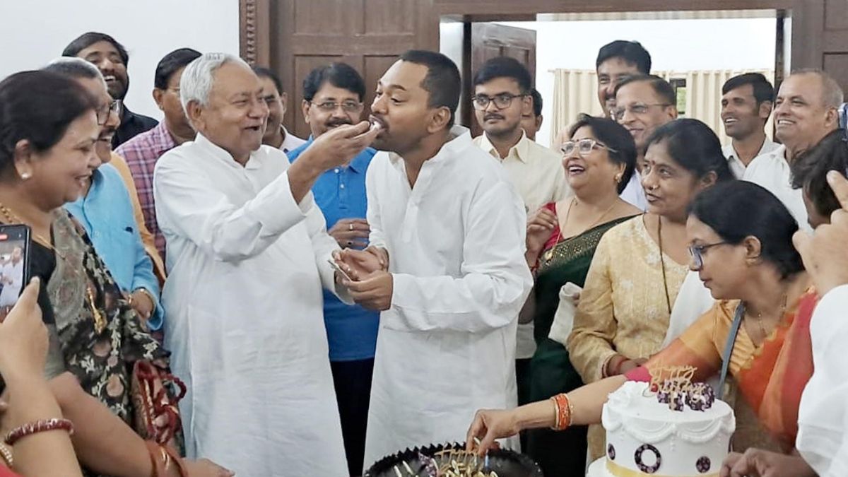 My father will be CM again, NDA will form govt in Bihar: Nitish Kumar's ...