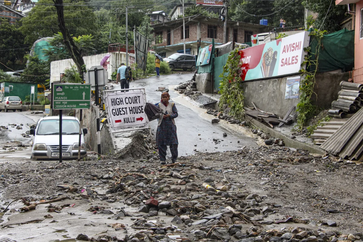 Himachal rains: Shops washed away in Manali, buildings collapsed amid heavy rains, IMD issues ...