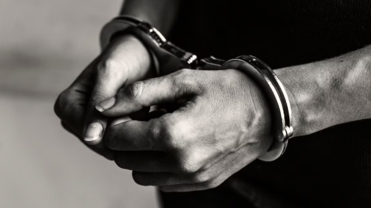 Delhi: Two sharpshooters of Nandu gang arrested after encounter in ...