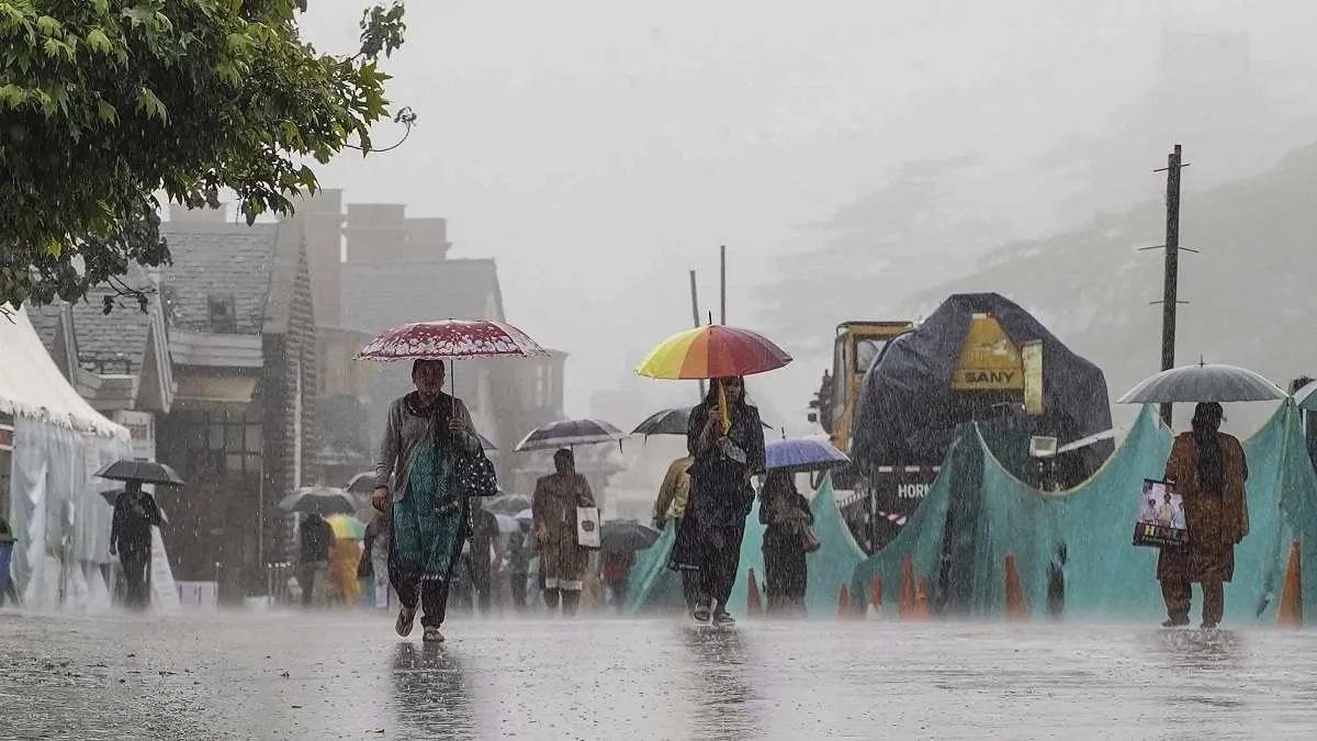 Himachal Pradesh weather update: IMD issues red alert for extremely heavy rain till Tuesday ...