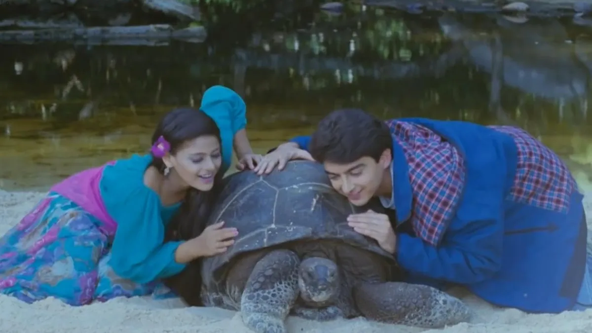 Remember the "Ghar se nikalte hi" girl? She's now the CEO of a global ...