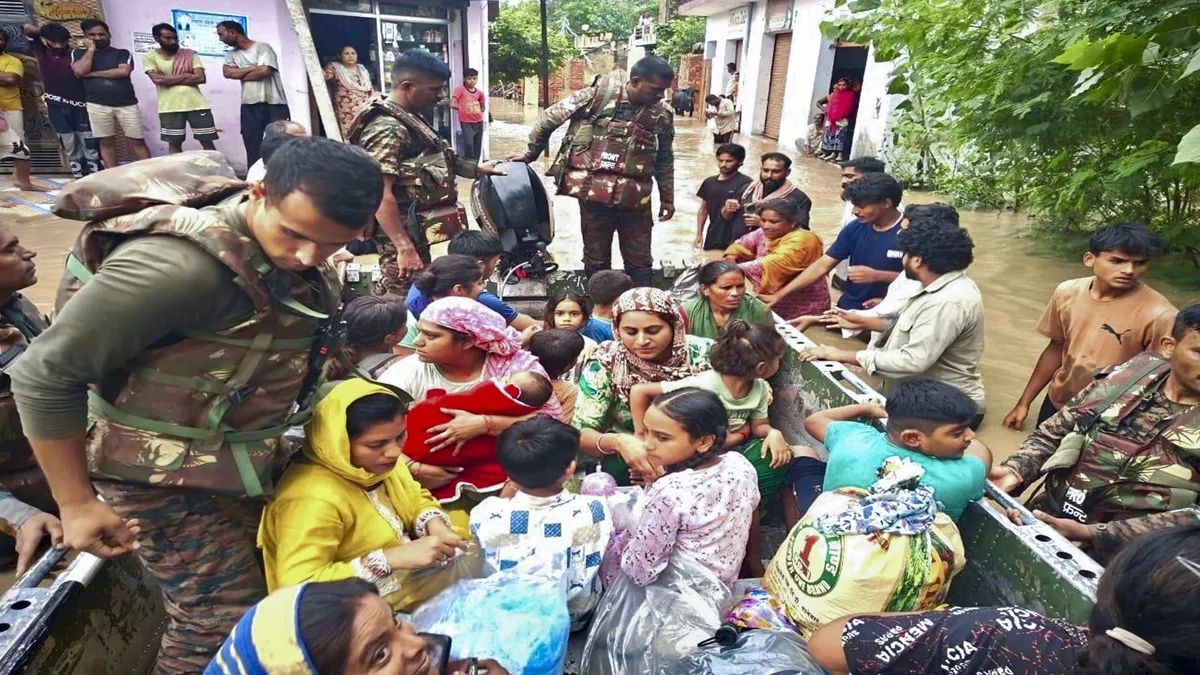 Jammu and Kashmir rain mayhem: 41 dead, over 10,000 evacuated as Army ...